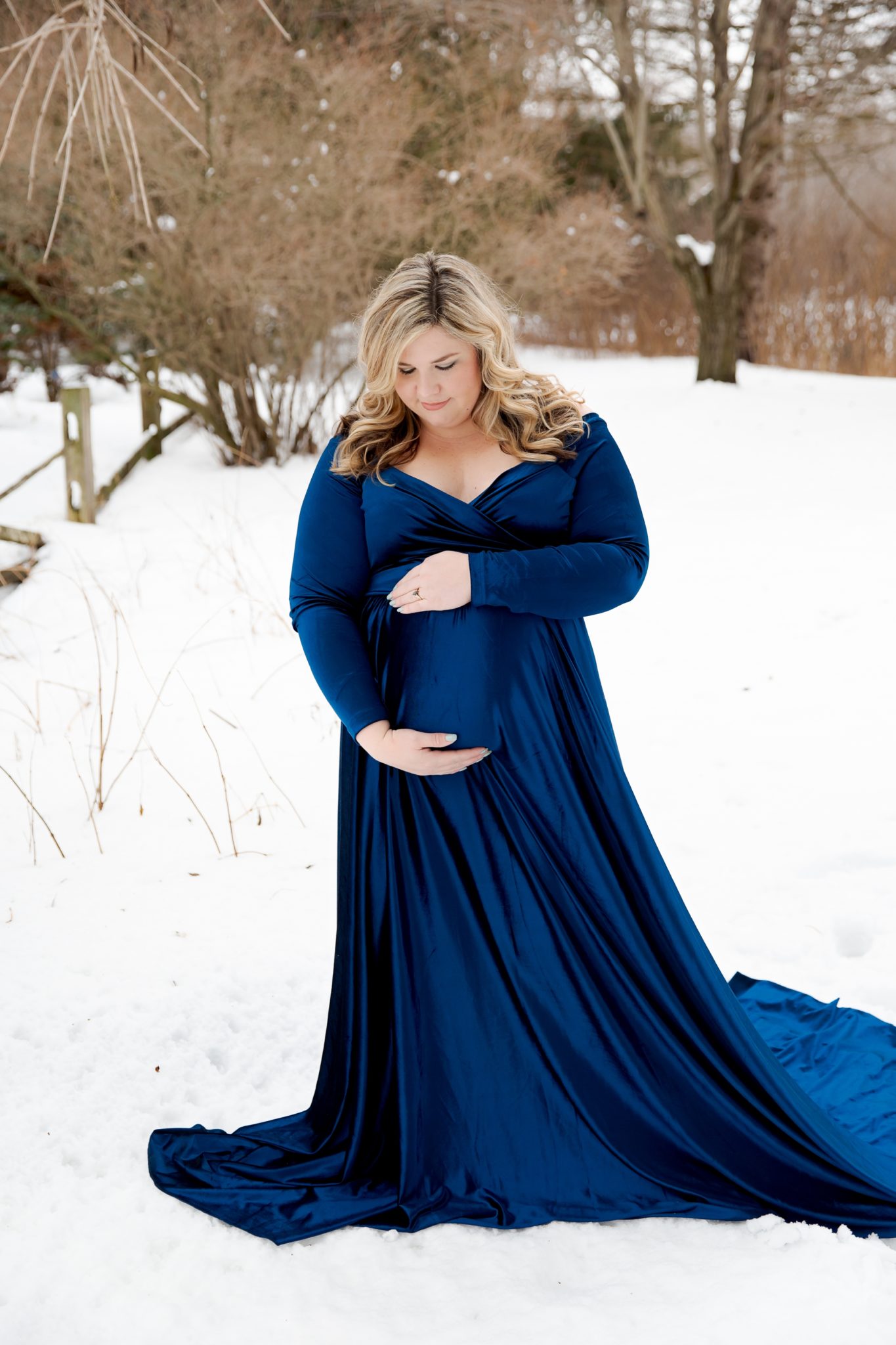 Icy Maternity Session | Oconomowoc Maternity Photography | Andrea ...