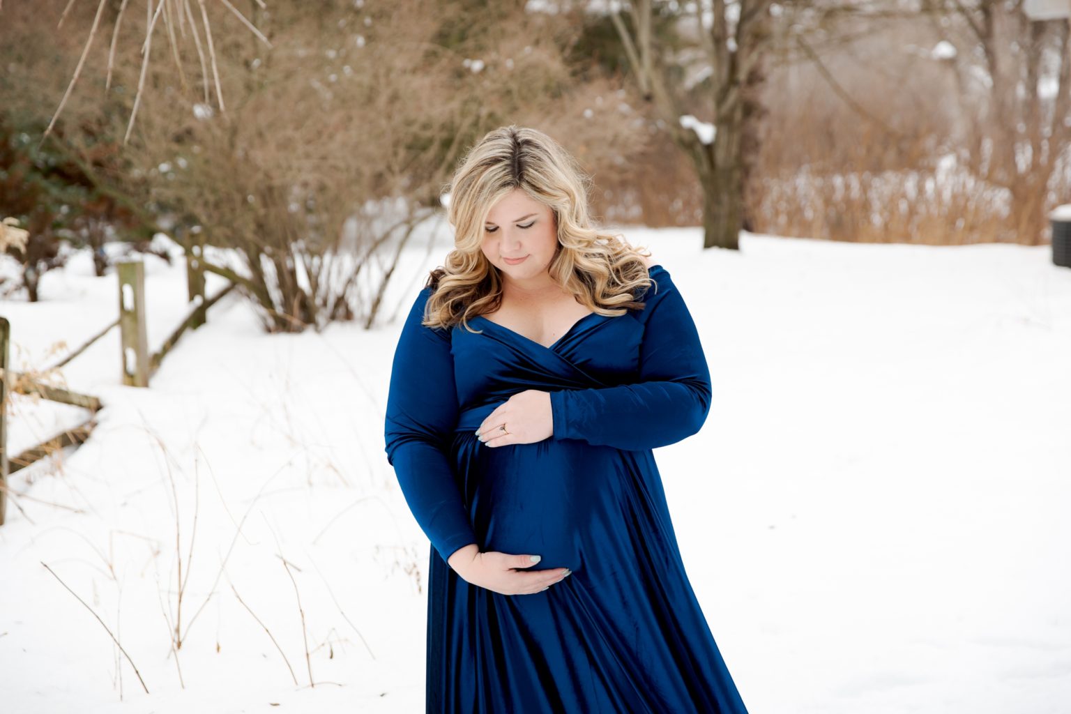 Icy Maternity Session | Oconomowoc Maternity Photography | Andrea ...