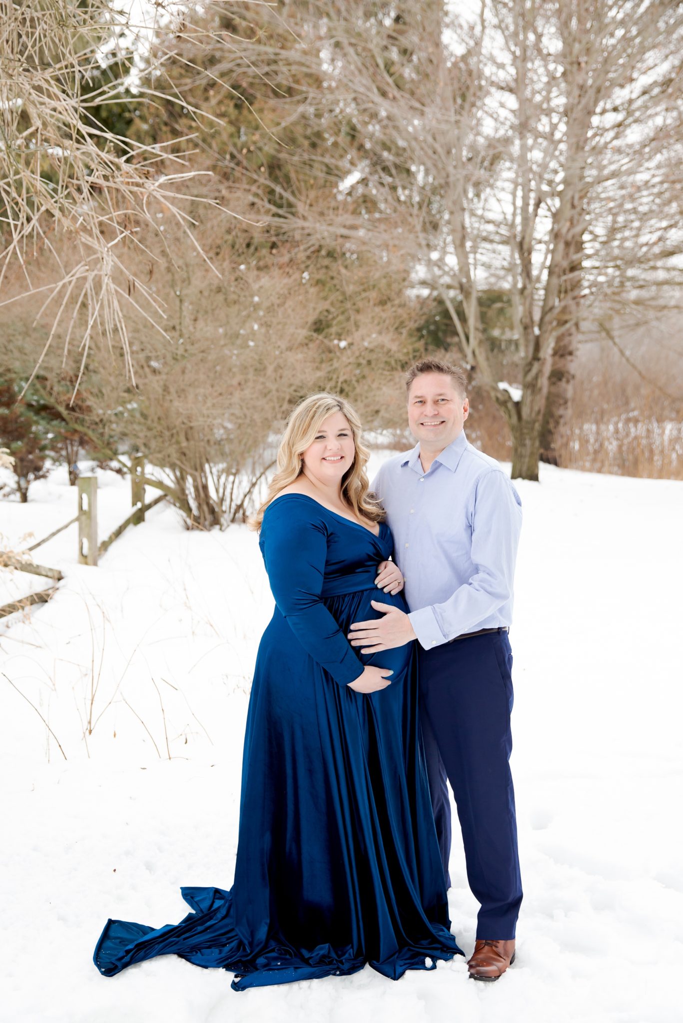 Icy Maternity Session | Oconomowoc Maternity Photography | Andrea ...